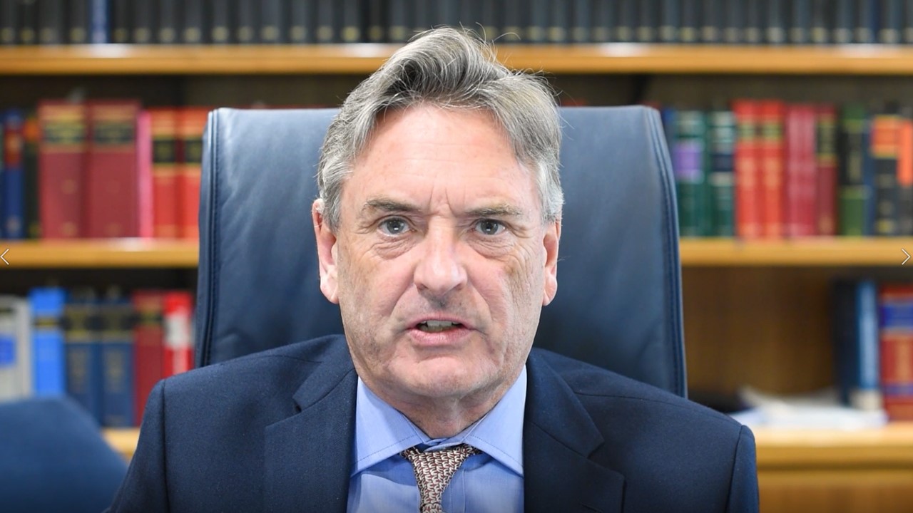 Personal Insights & Current Issues for Modern Experts